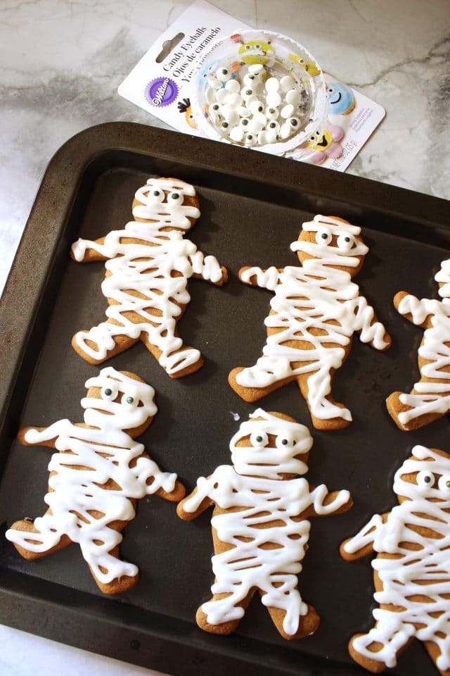 Gingerbread Mummies - The Suburban Soapbox