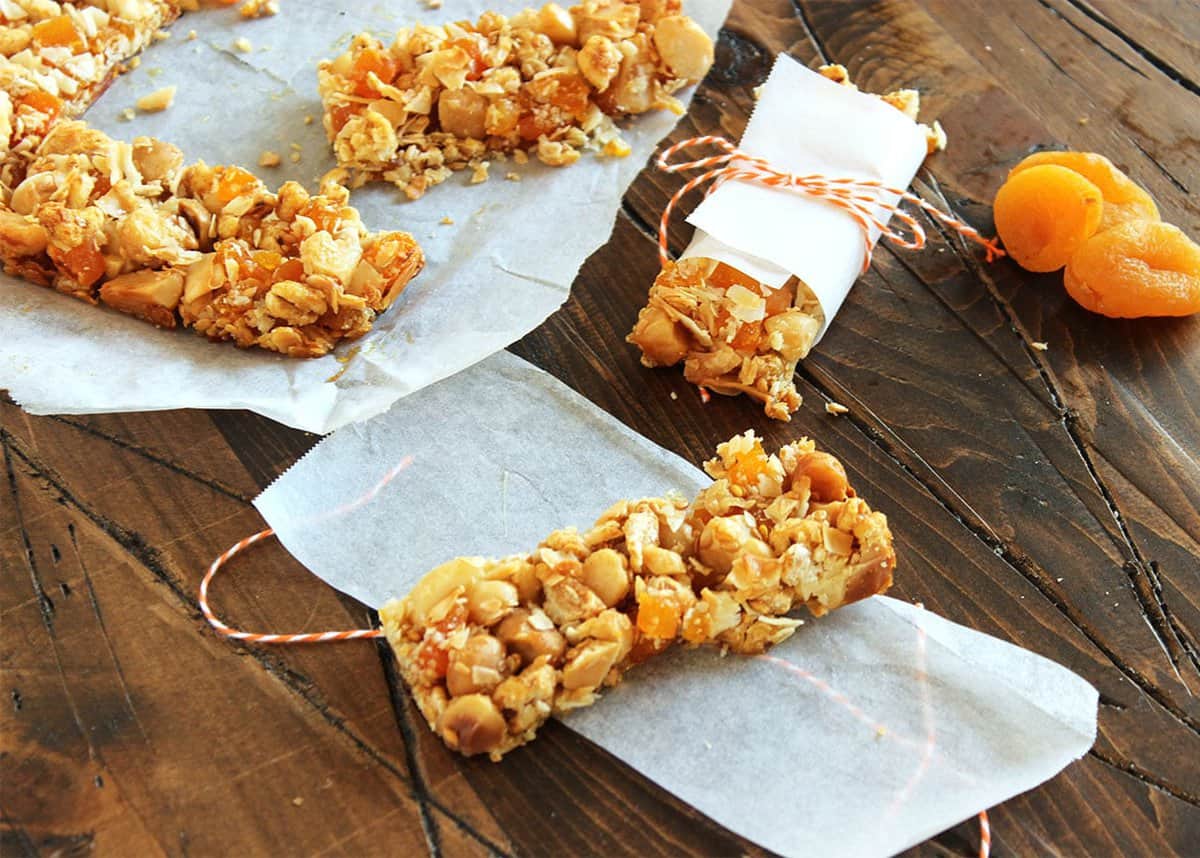 Apricot Almond Bars