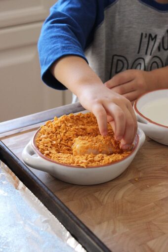 Crispy Baked Goldfish Cracker Fish Sticks - The Suburban Soapbox