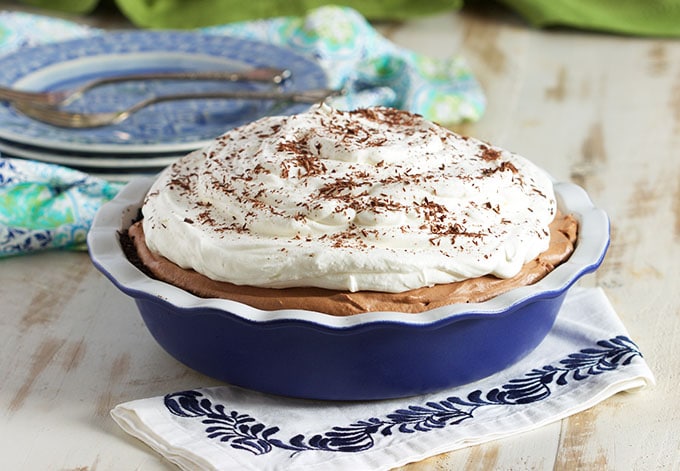 No Bake Chocolate Mousse Pie - The Suburban Soapbox