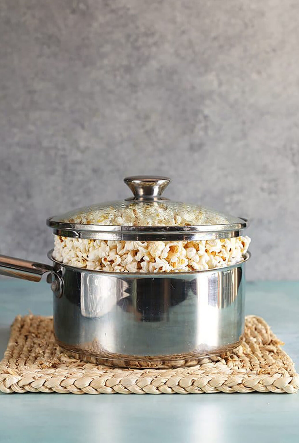 How to Make Popcorn on the Stove - The Suburban Soapbox