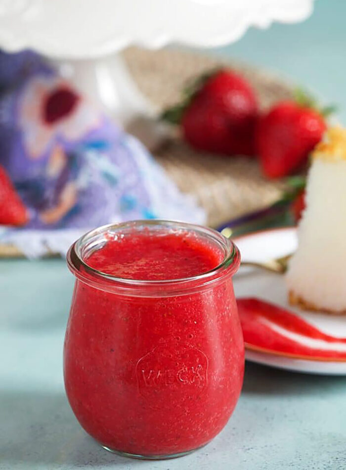 How to Make Strawberry Puree - The Suburban Soapbox