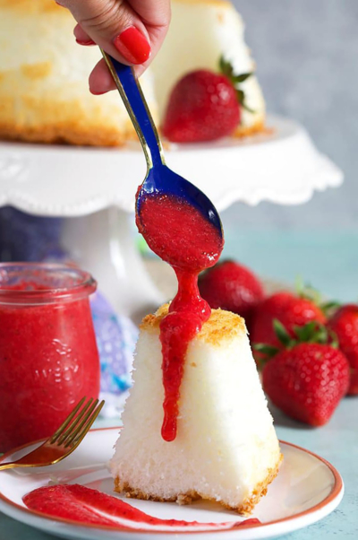 How to Make Strawberry Puree - The Suburban Soapbox