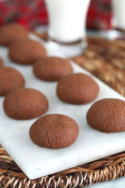 Chocolate Shortbread Cookies - The Suburban Soapbox