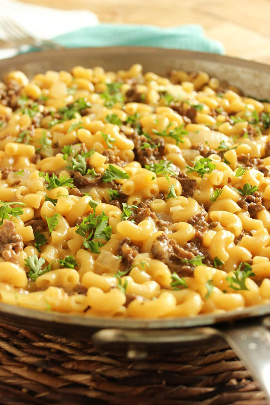 Hamburger Helper Cheeseburger Macaroni - The Suburban Soapbox