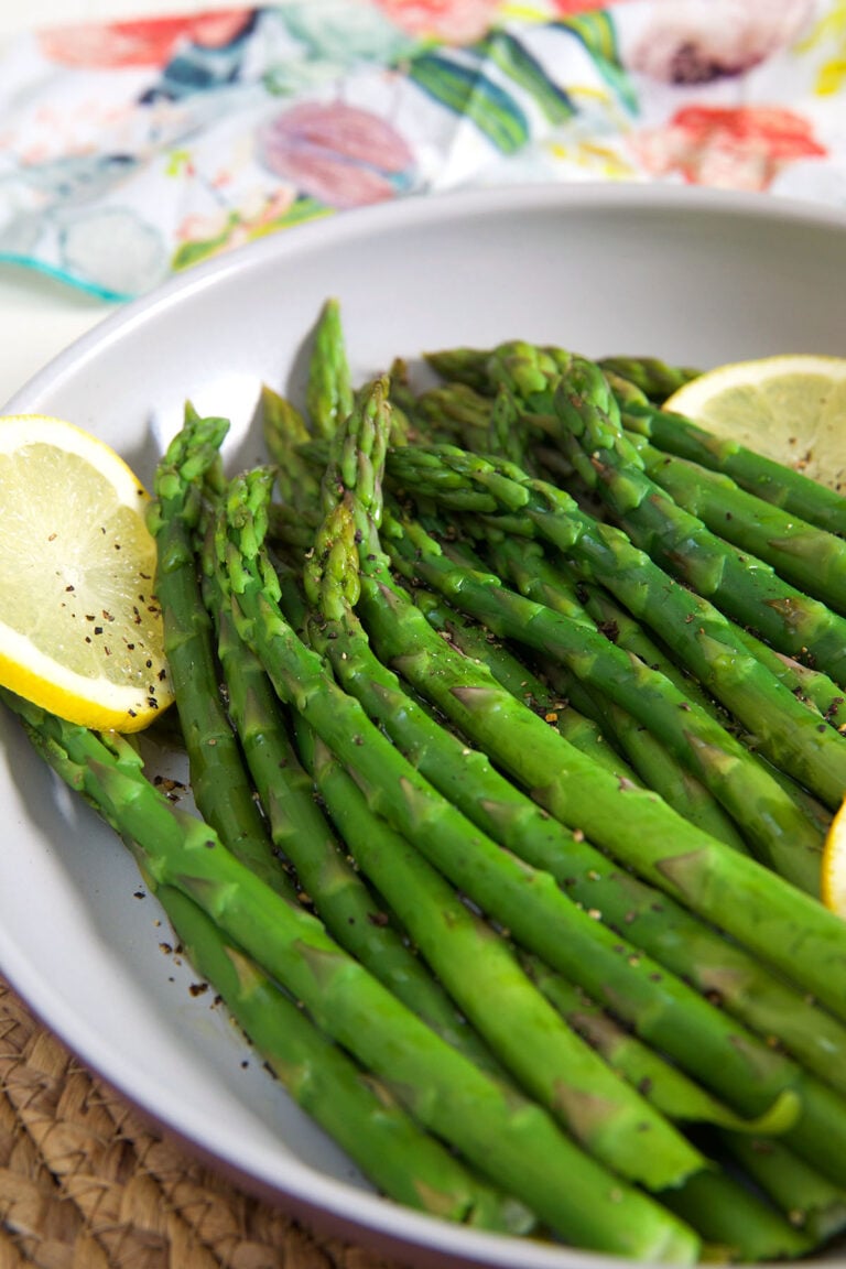 Perfect Steamed Asparagus with Lemon - The Suburban Soapbox
