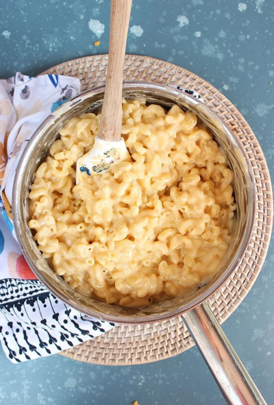 Easy Stovetop Mac and Cheese - The Suburban Soapbox