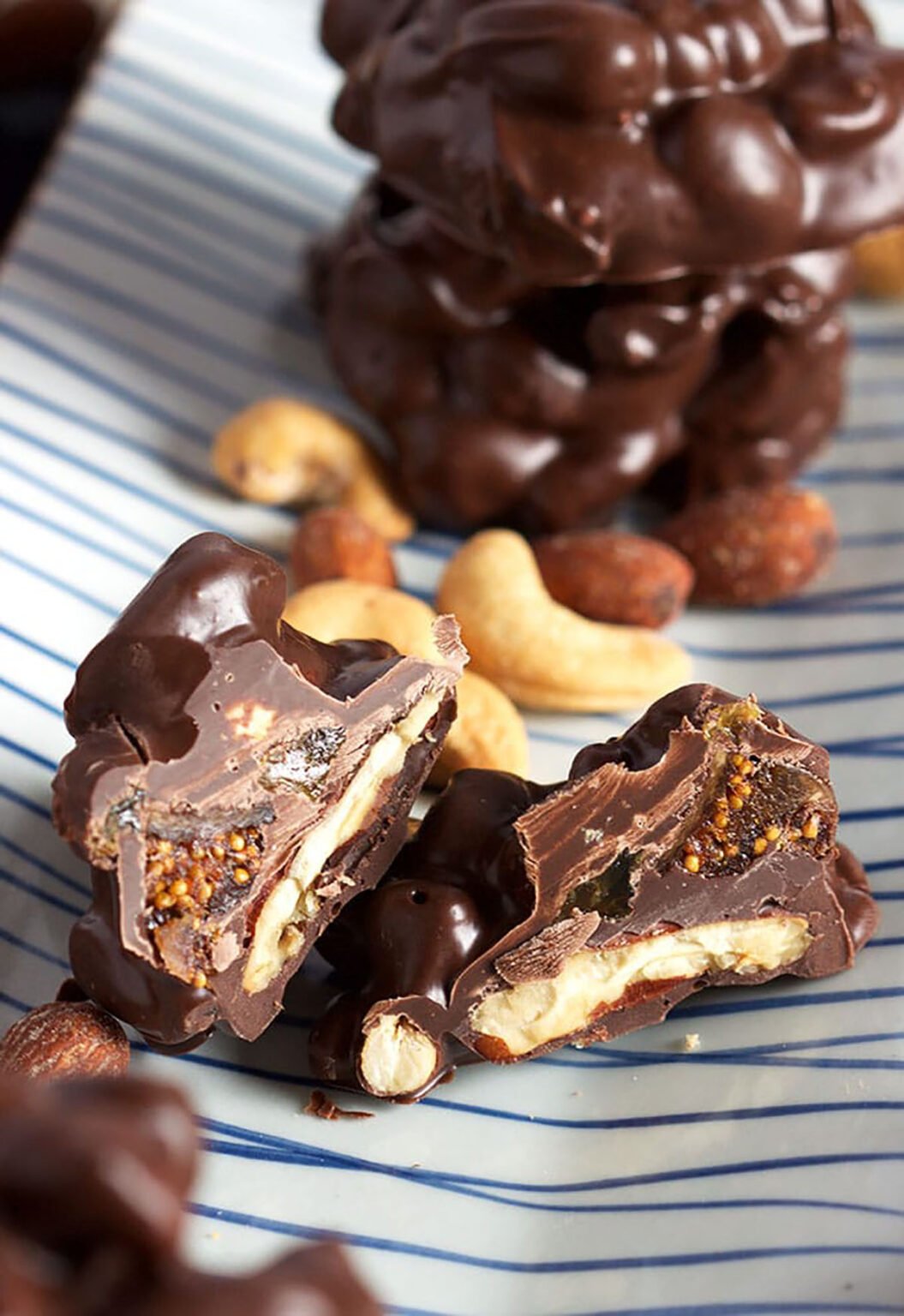 Crockpot Candy - The Suburban Soapbox