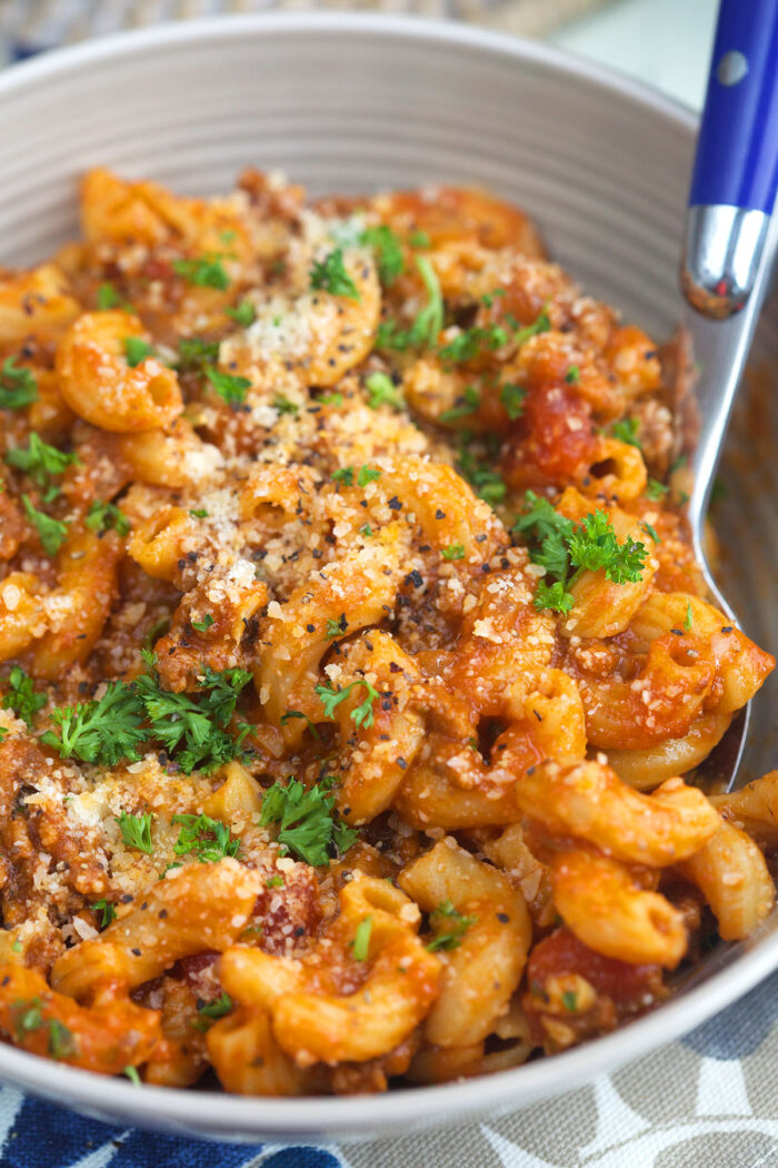 Easy Homemade Beefaroni - The Suburban Soapbox