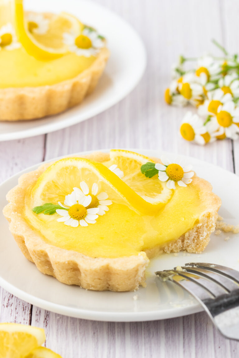 Mini Lemon Tarts - The Suburban Soapbox