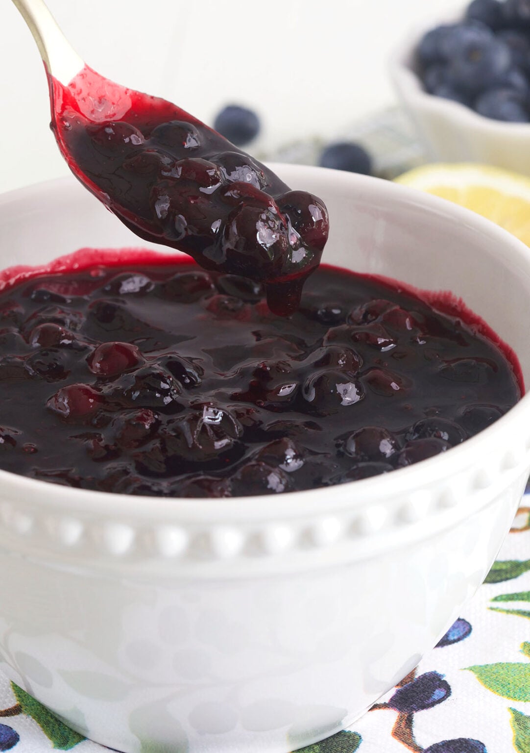 Quick Blueberry Compote - The Suburban Soapbox