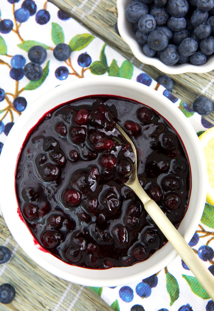 Quick Blueberry Compote - The Suburban Soapbox