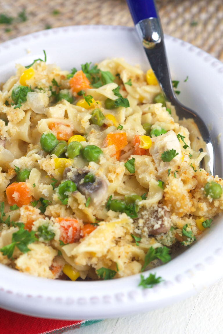 Easy Homemade Chicken Noodle Casserole - The Suburban Soapbox