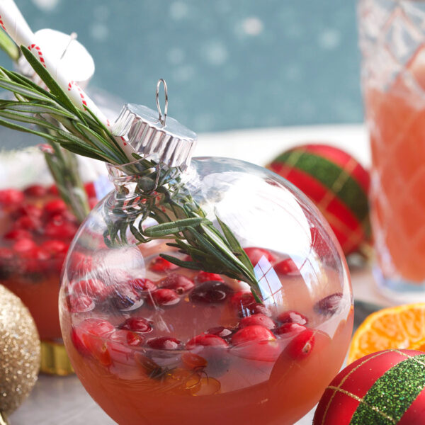 Christmas Ornament Cocktail - The Suburban Soapbox