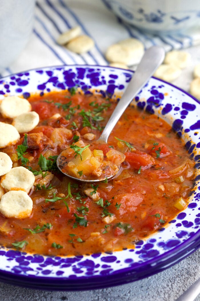 Best Manhattan Clam Chowder – Classic Red Clam Chowder in One Pot