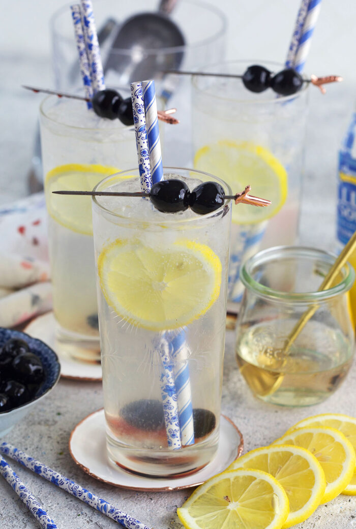 Tom Collins (Gin Sour Cocktail) - The Suburban Soapbox