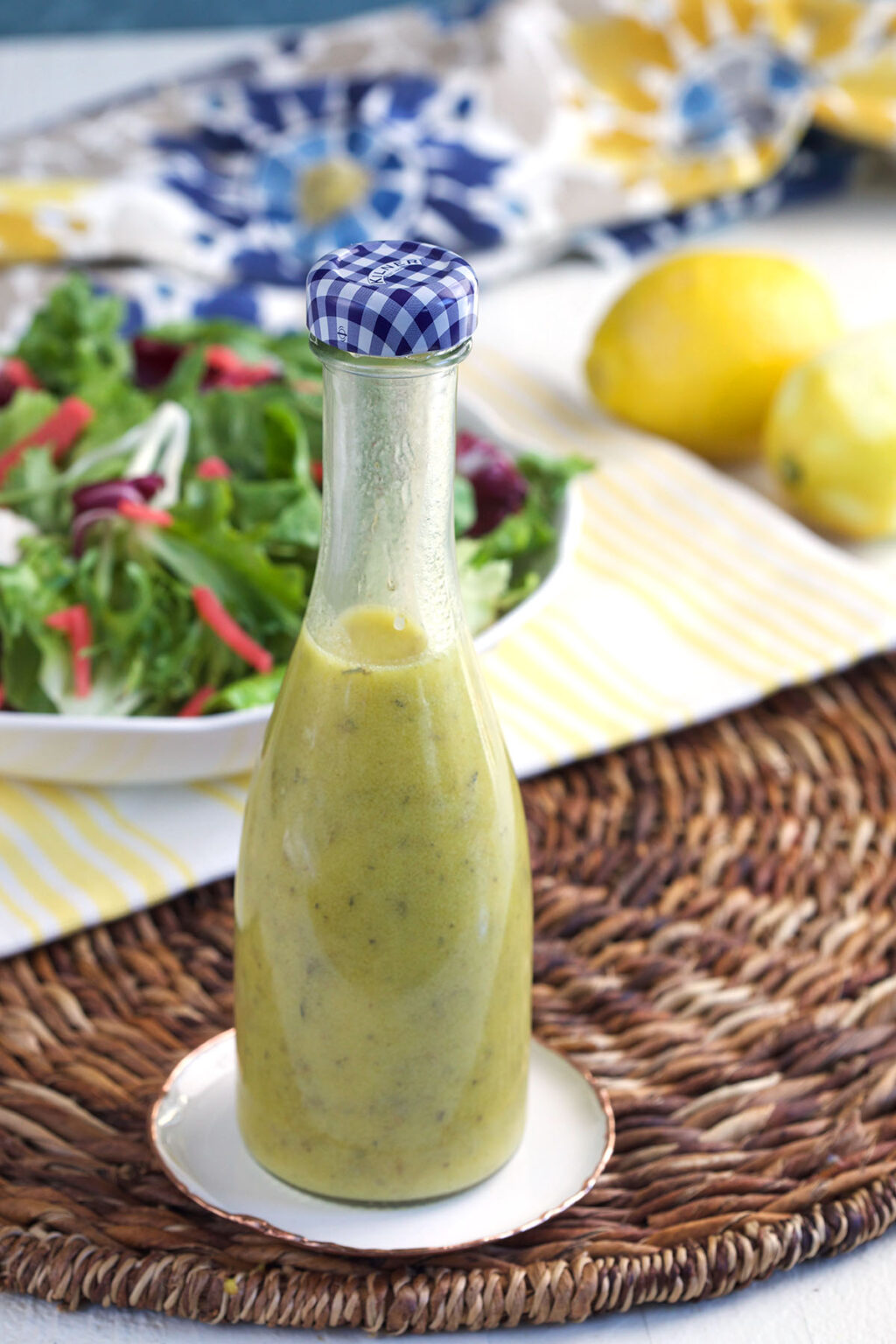 Simple Lemon Vinaigrette - The Suburban Soapbox