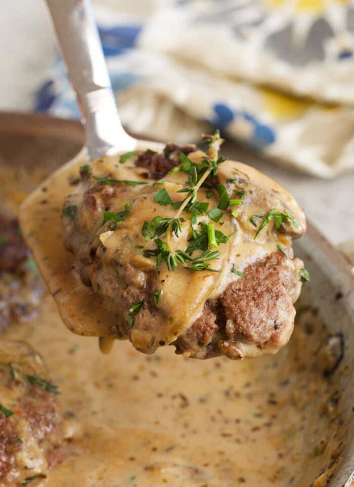 Chopped Steak With Gravy - The Suburban Soapbox