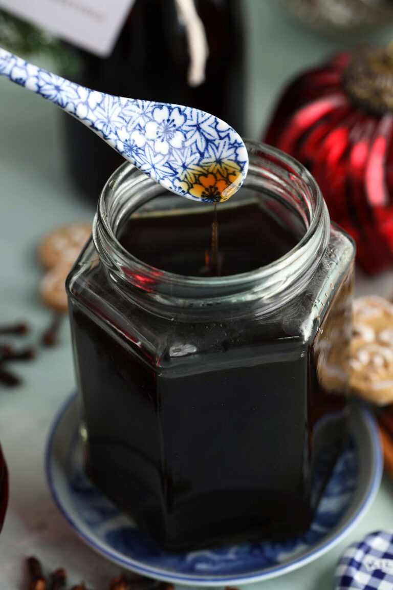 Gingerbread Syrup - The Suburban Soapbox