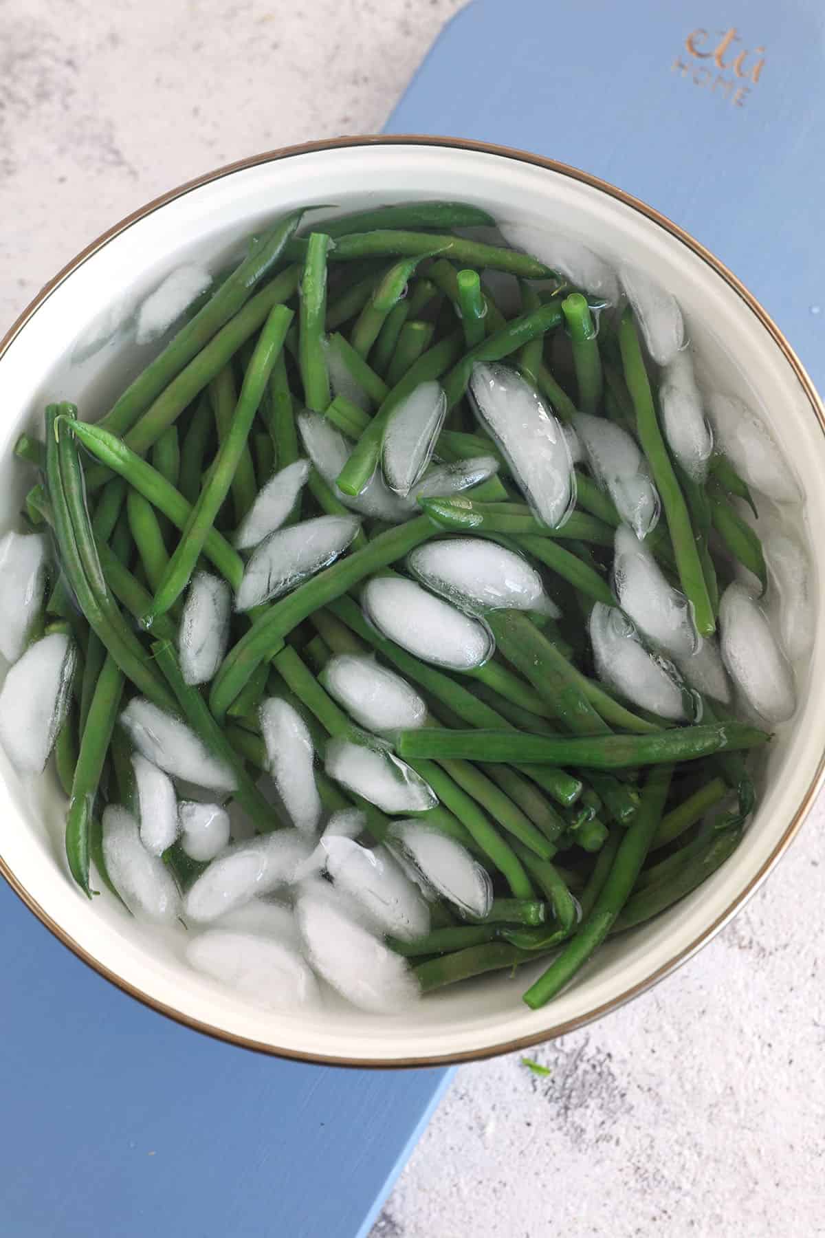Sautéed Haricots Verts With Marmalade Vinaigrette - The Suburban Soapbox
