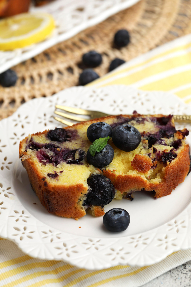 Blueberry Lemon Pound Cake - The Suburban Soapbox