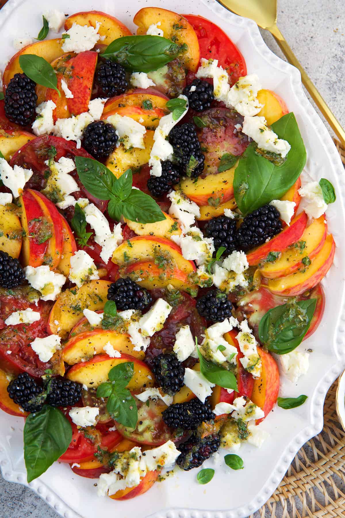 Quick Peach Caprese Salad – The Best Summer Salad